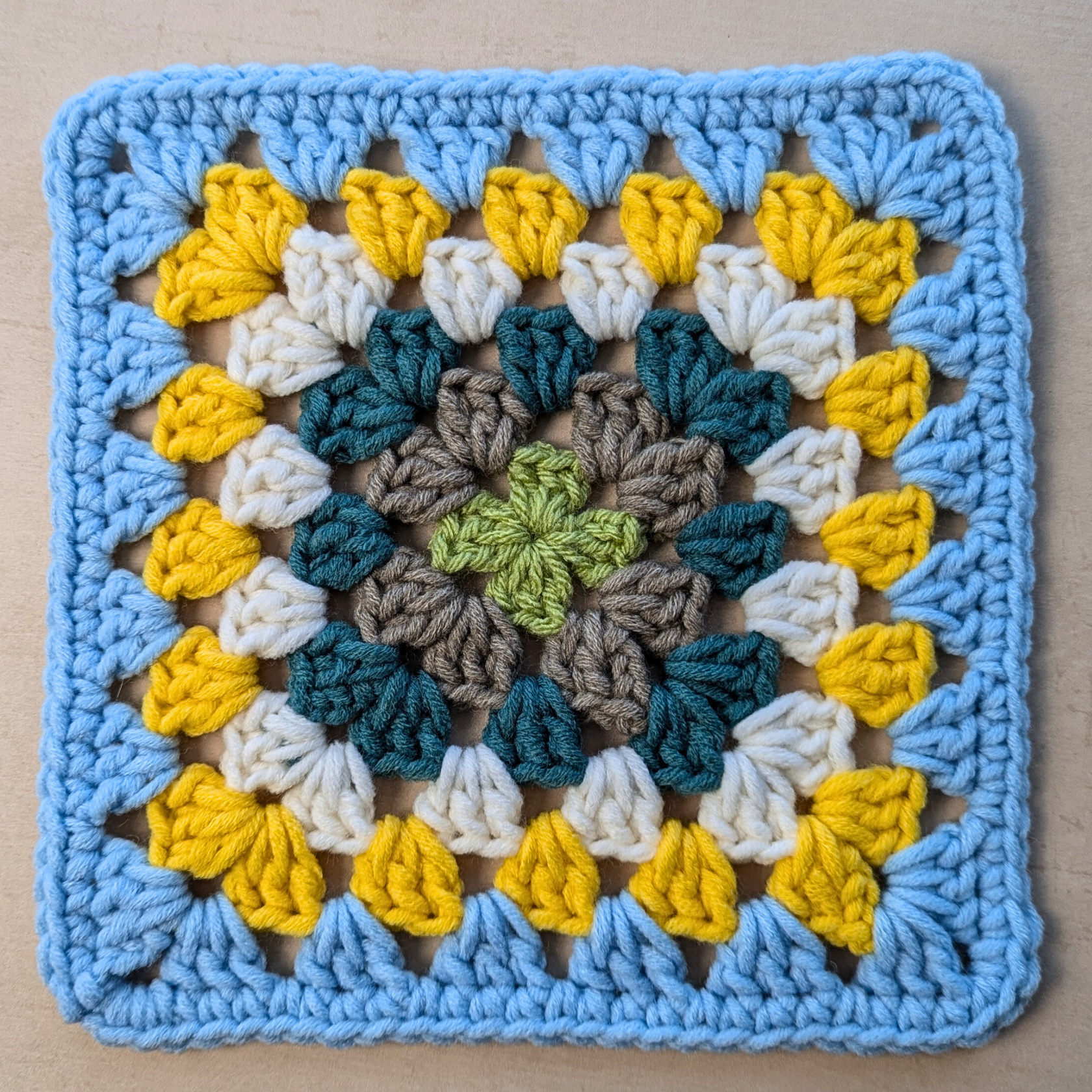 2 Chunky Square Crochet Patterns – Easy & Quick Designs by Brunaticality